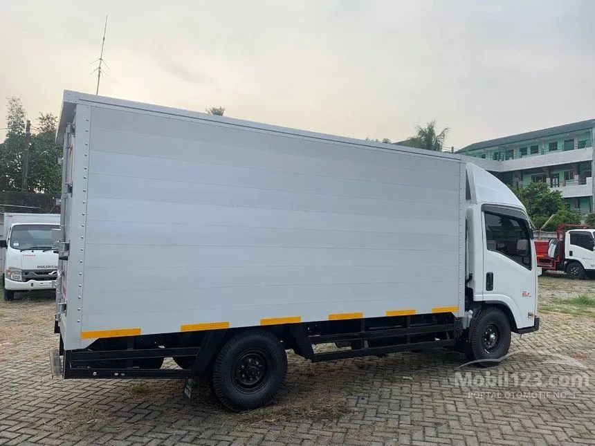 Jual Mobil Isuzu Elf 2022 NLR 55 LX 3.0 di DKI Jakarta Manual Trucks Putih Rp 354.700.000 ...