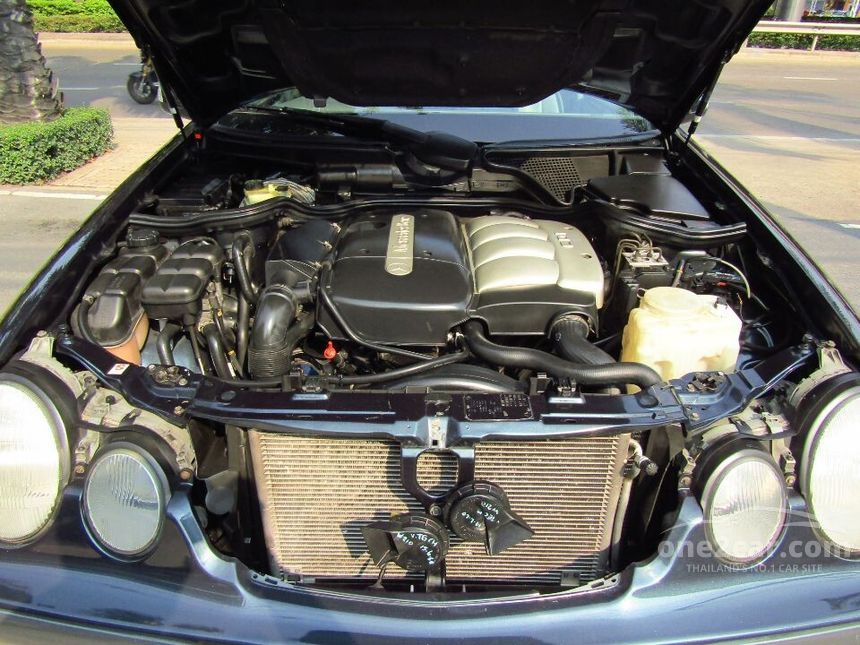 Mercedes-Benz E220 CDI 2002 W210 (ปี 95-03) Classic 2.1 เกียร์อัตโนมัติ ...