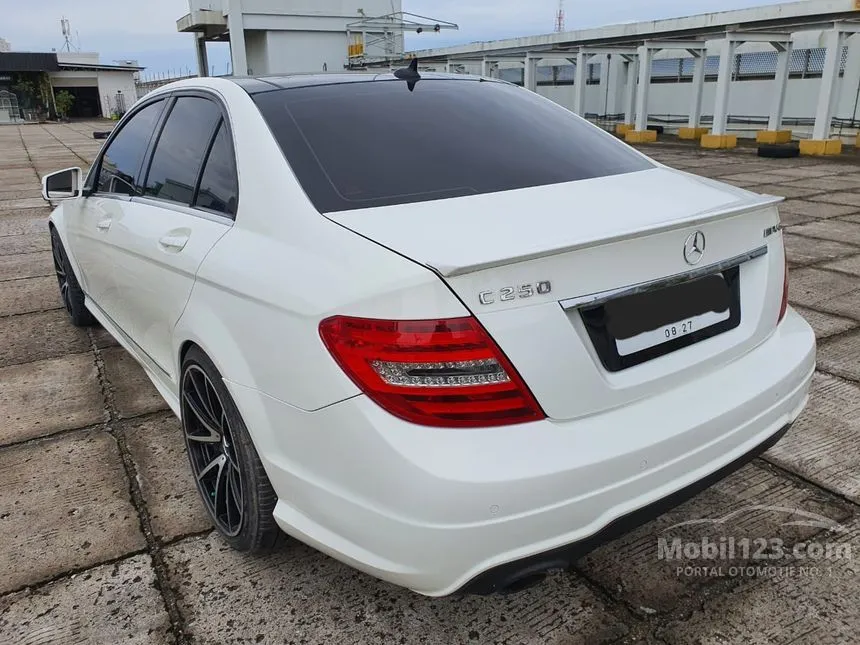 Jual Mobil Mercedes-Benz C250 2014 Avantgarde AMG 1.8 di DKI Jakarta ...