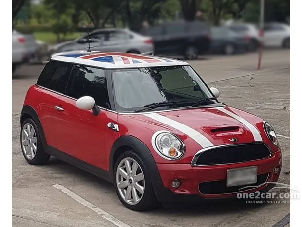 Used Mini Max 300,000 Baht | One2car