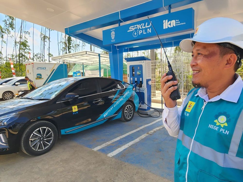 Sampai 2024, PLN Mau Bikin 26 Tempat Cas Mobil Listrik di IKN - Mobil ...