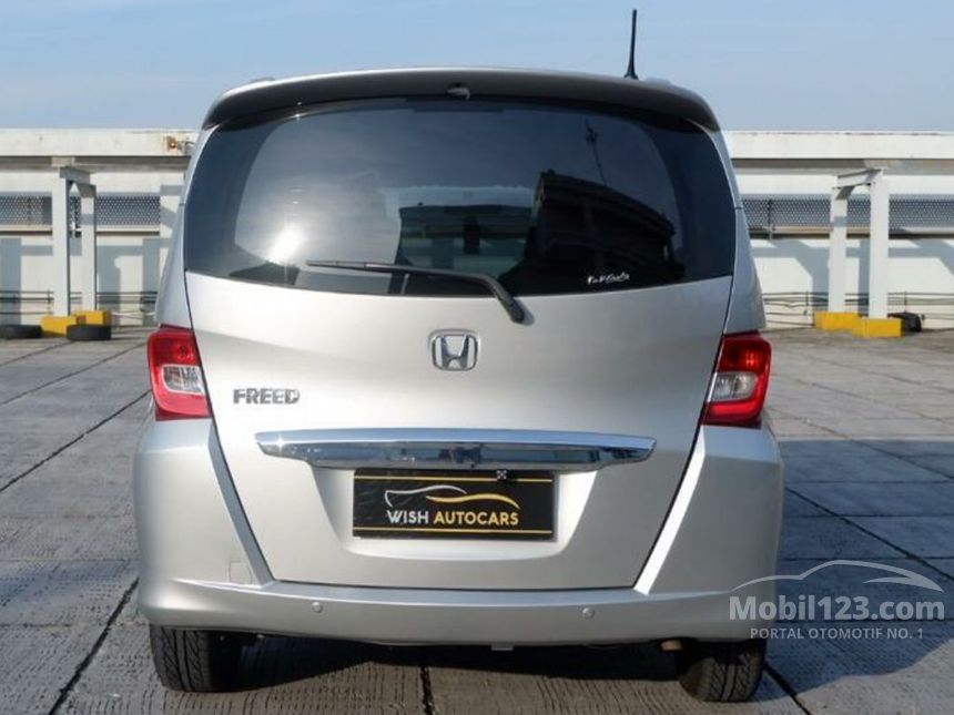 Jual Mobil Honda Freed 2014 E 1.5 di DKI Jakarta Automatic MPV Silver Rp 164.999.000 - 6883892 ...
