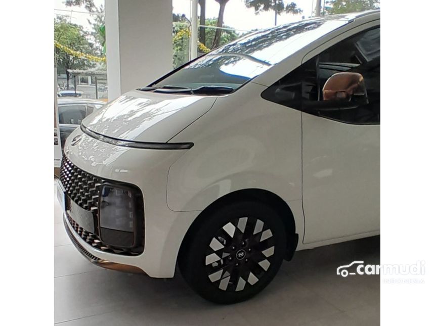 Hyundai Staria 2024 Signature 7 2.2 in DKI Jakarta Automatic Wagon ...