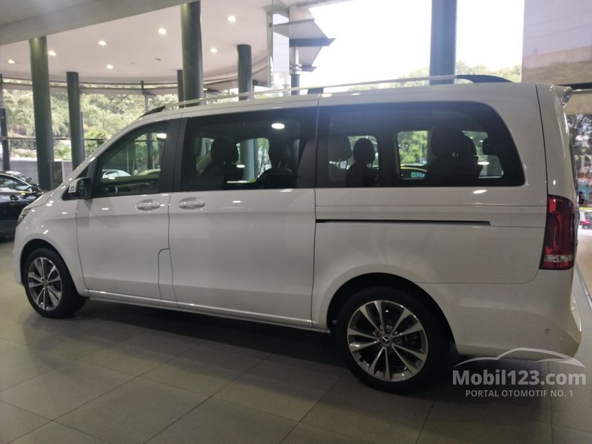 Jual Mobil Mercedes-Benz V260 2020 Avantgarde 2.0 di DKI Jakarta ...