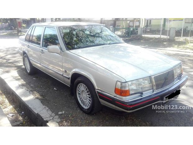 Volvo Mobil Bekas & Baru dijual di Indonesia - Dari 60 Mobil di Mobil123