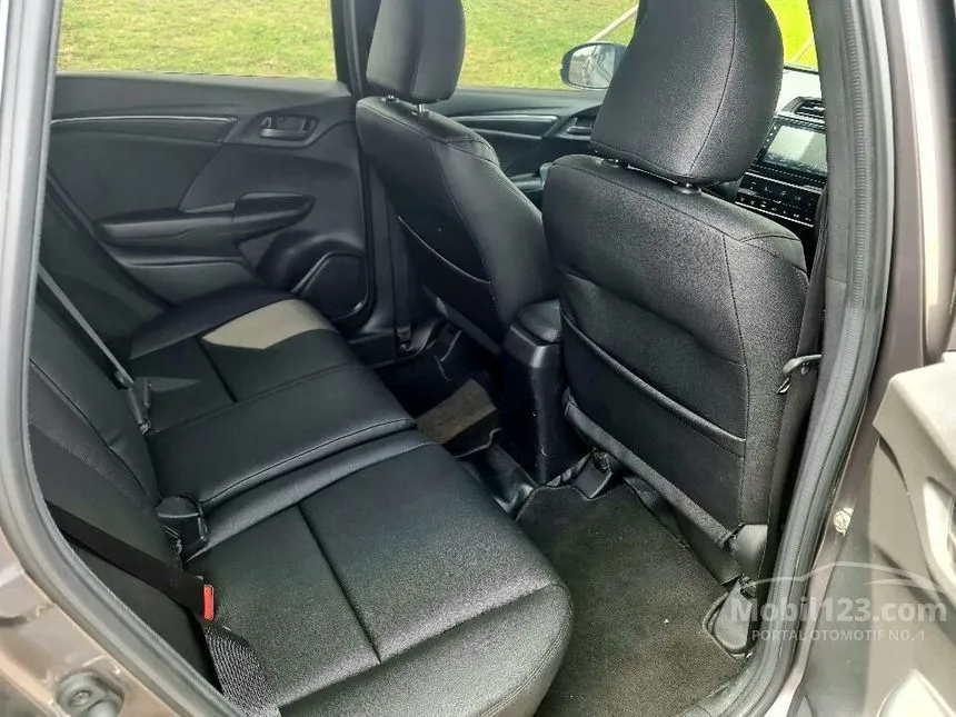 Jual Mobil Honda Jazz 2020 RS 1.5 di Banten Automatic Hatchback Abu-abu ...