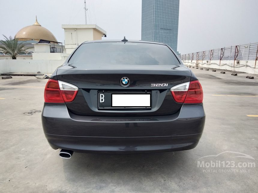 Jual Mobil BMW 320i 2008 E90 2.0 di DKI Jakarta Automatic Sedan Abu-abu Rp 149.000.000 - 7121613 ...