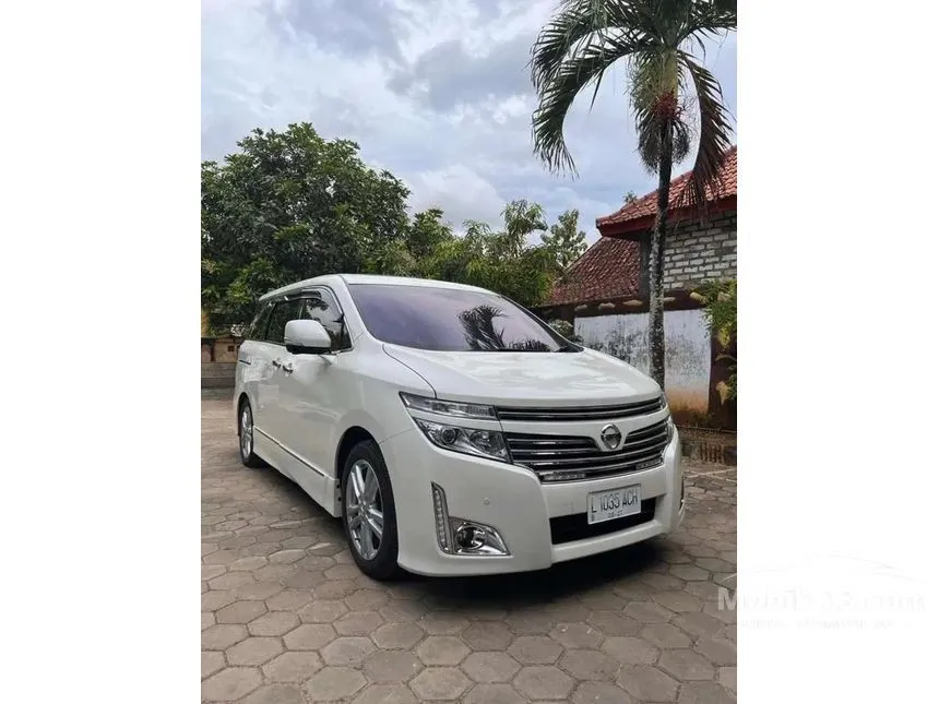 Jual Mobil Nissan Elgrand 2013 Highway Star 3.5 di Jawa Timur Automatic MPV Putih Rp 325.000.000 ...