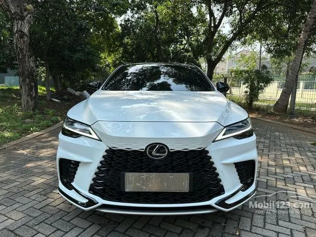 Jual Lexus Bekas di Indonesia Harga Murah, Kondisi Terbaik | Mobil123