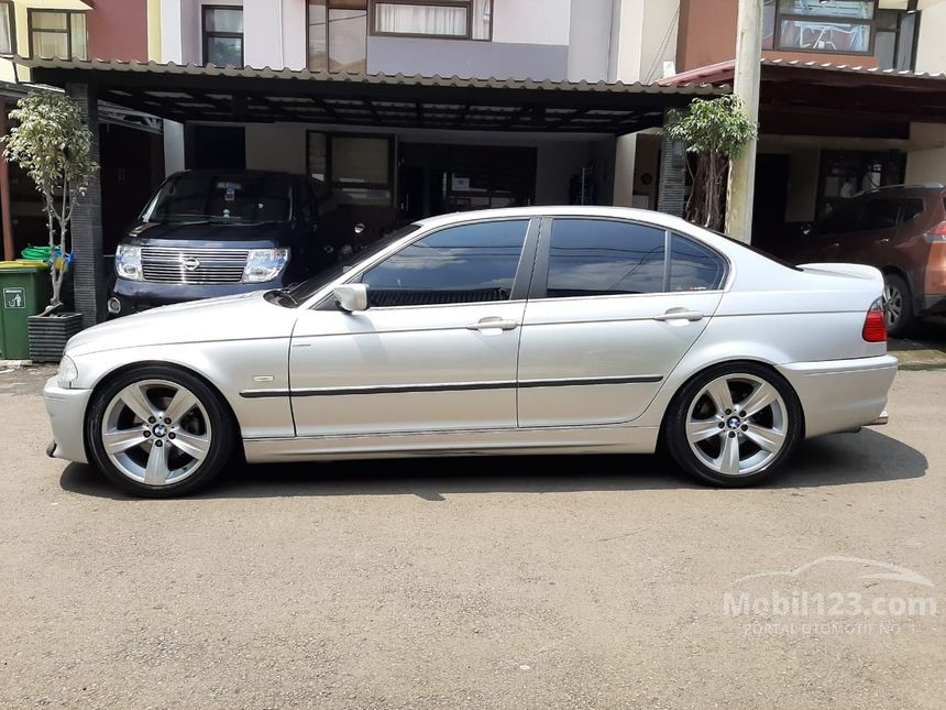 Jual Mobil BMW 325i 2001 E46 2.5 di DKI Jakarta Automatic Sedan Silver ...
