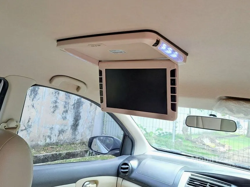 Jual Mobil Nissan Grand Livina 2015 SV 1.5 di Banten Automatic MPV ...