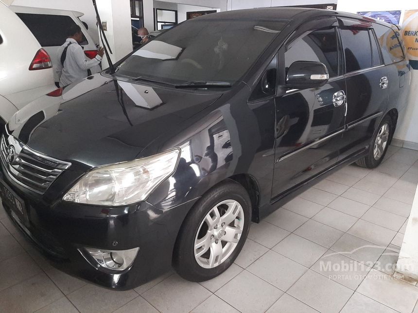 Jual Mobil Toyota Kijang Innova 2011 V 2.0 di Banten Automatic MPV ...