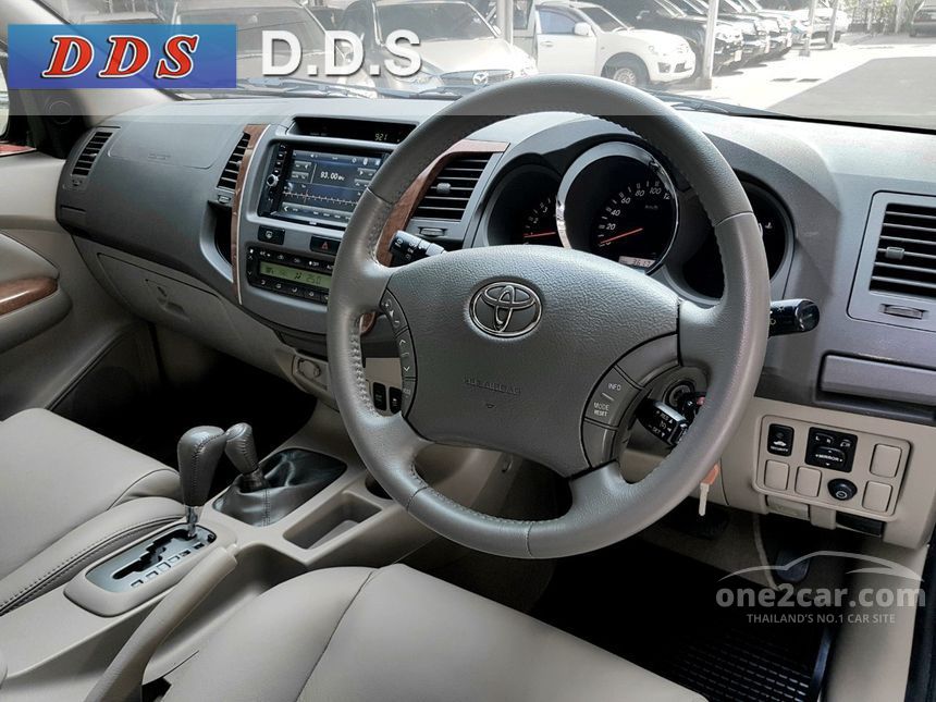Toyota Fortuner 2010 V 3.0 in กรุงเทพและปริมณฑล Automatic SUV สีน้ำตาล ...