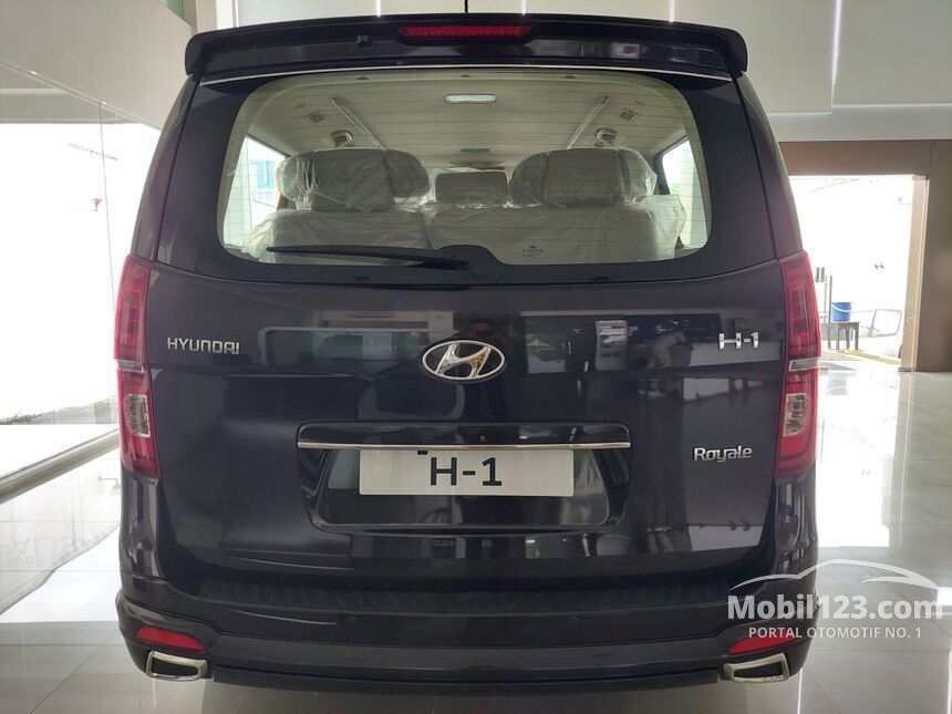 Jual Mobil Hyundai H-1 2021 Royale Limited 2.5 di DKI Jakarta Automatic ...