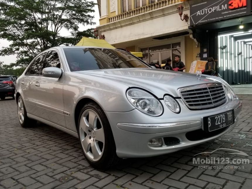 Jual Mobil Mercedes-Benz E260 2004 E260 2.6 di Banten Automatic Sedan Silver Rp 140.000.000 ...