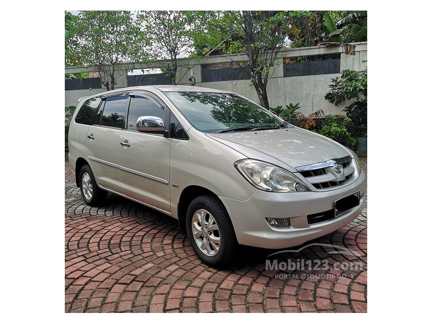 Jual Mobil Toyota Kijang Innova 2004 V 2.0 di Yogyakarta Automatic MPV ...