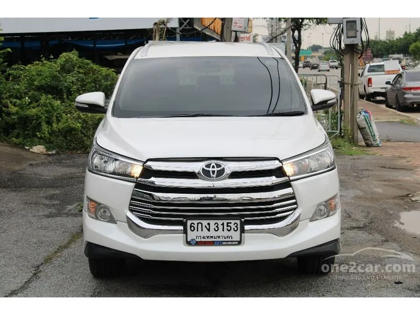 2017 Toyota Innova 2.8 (ปี 16-20) Crysta G Wagon for sale on One2car