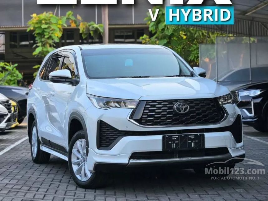 Jual Mobil Toyota Kijang Innova Zenix 2025 V HV Modellista (Premium Color) 2.0 di DKI Jakarta ...