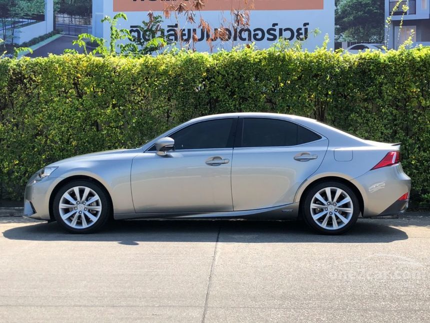 Lexus IS300h 2014 Premium 2.5 in กรุงเทพและปริมณฑล Automatic Sedan สี ...