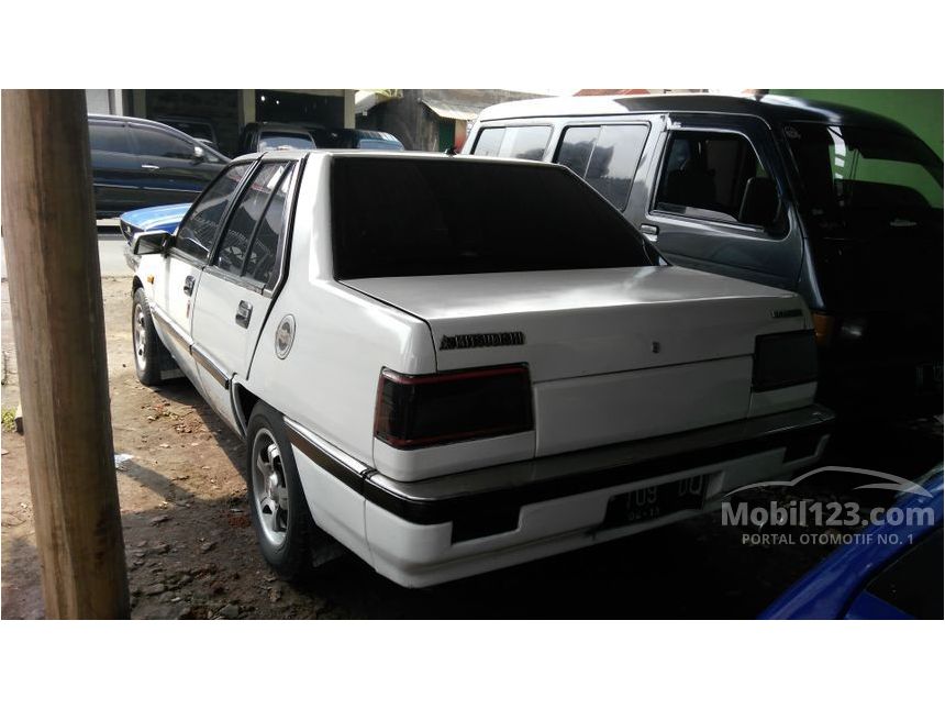 Jual Mobil Mitsubishi Lancer 1987 1.3 di Jawa Timur Manual Sedan Putih ...