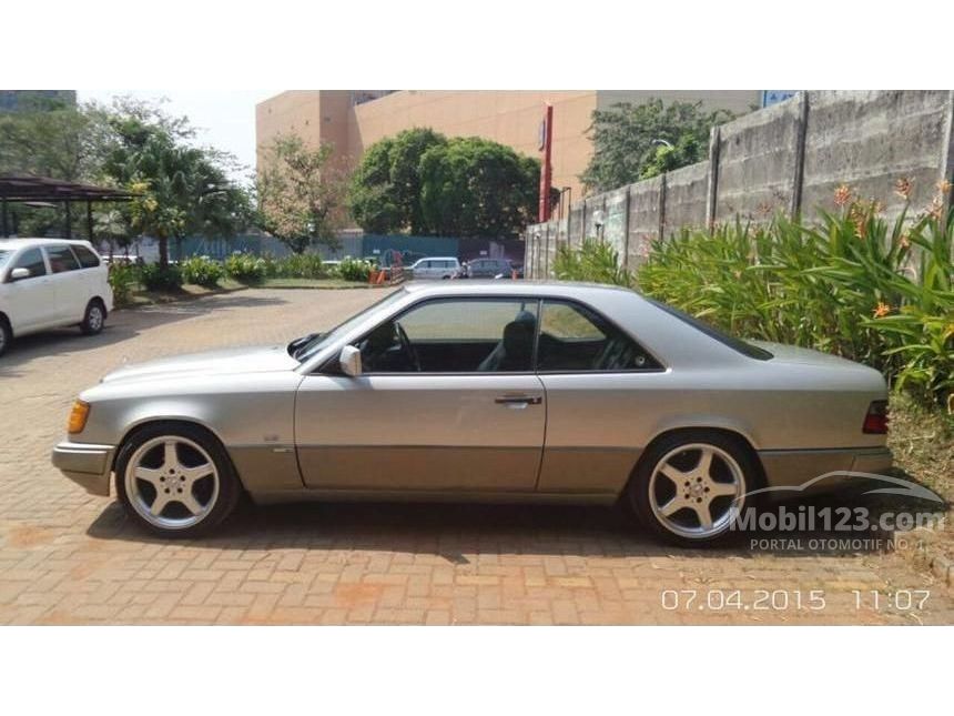 Jual Mobil Mercedes-Benz 300CE 1989 C124 3.0 Automatic 3.0 di Banten ...