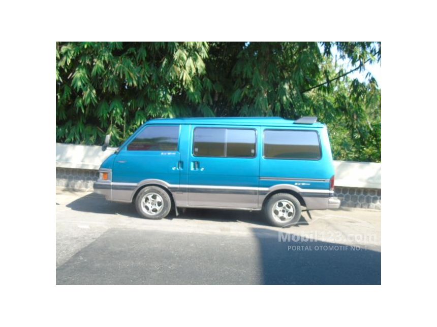 Jual Mobil Mazda E2000 1997 2.0 di Jawa Timur Manual MPV Minivans Hijau ...