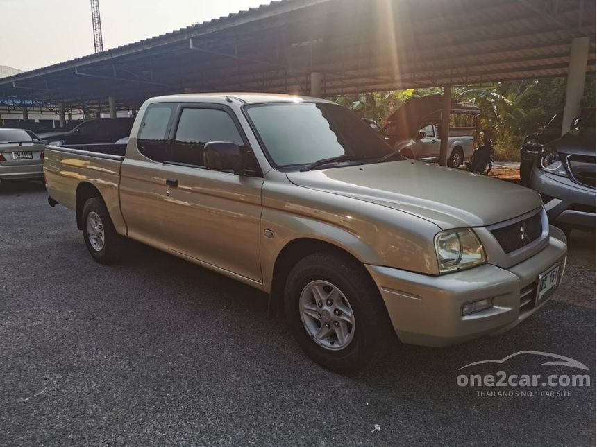 Mitsubishi Strada 2004 MEGA CAB GLX 2.8 เกียร์ธรรมดา สีทอง | One2car ...