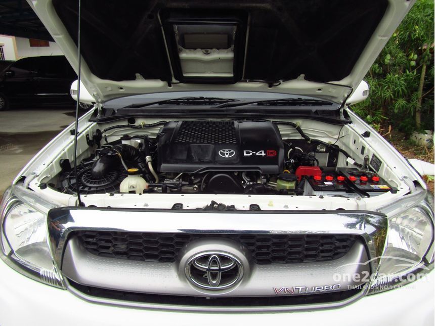 Toyota Hilux Vigo 2011 DOUBLE CAB (ปี 08-11) E Prerunner VN Turbo 2.5 เกียร์ธรรมดา สีขาว ...