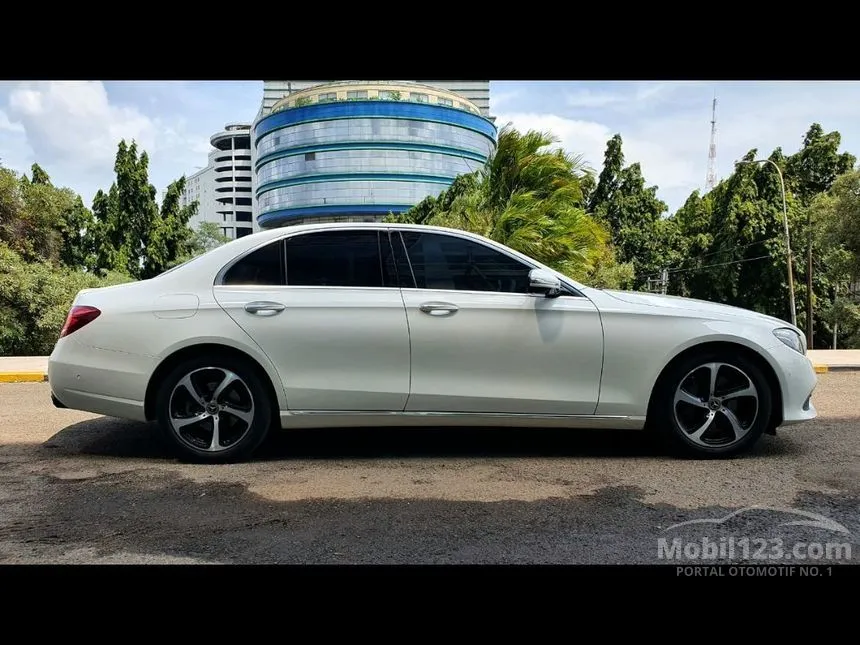 Jual Mobil Mercedes-Benz E300 2019 Avantgarde SportStyle 2.0 di DKI Jakarta Automatic Sedan ...