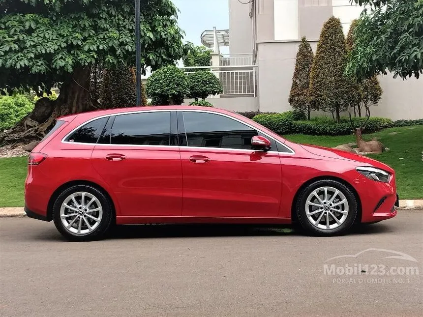 Jual Mobil Mercedes-Benz B200 2018 Progressive Line 1.3 di Banten ...