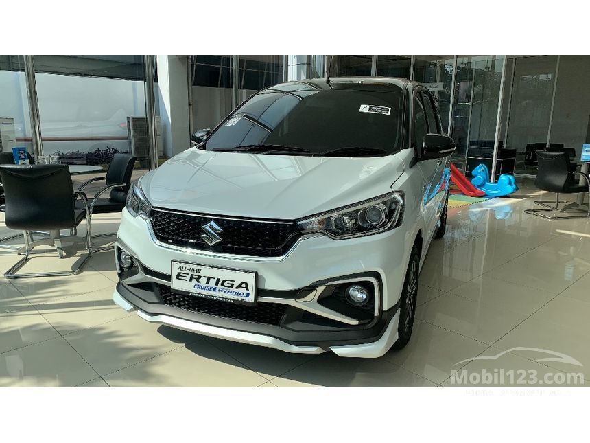 Jual Mobil Suzuki Ertiga 2025 Hybrid Cruise (2 Tone) 1.5 di DKI Jakarta ...