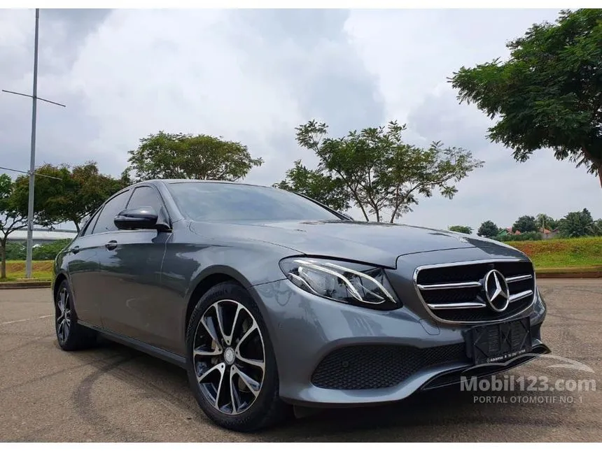 Jual Mobil Mercedes-Benz E300 2016 Avantgarde 2.0 di DKI Jakarta Automatic Sedan Abu-abu Rp 750. ...