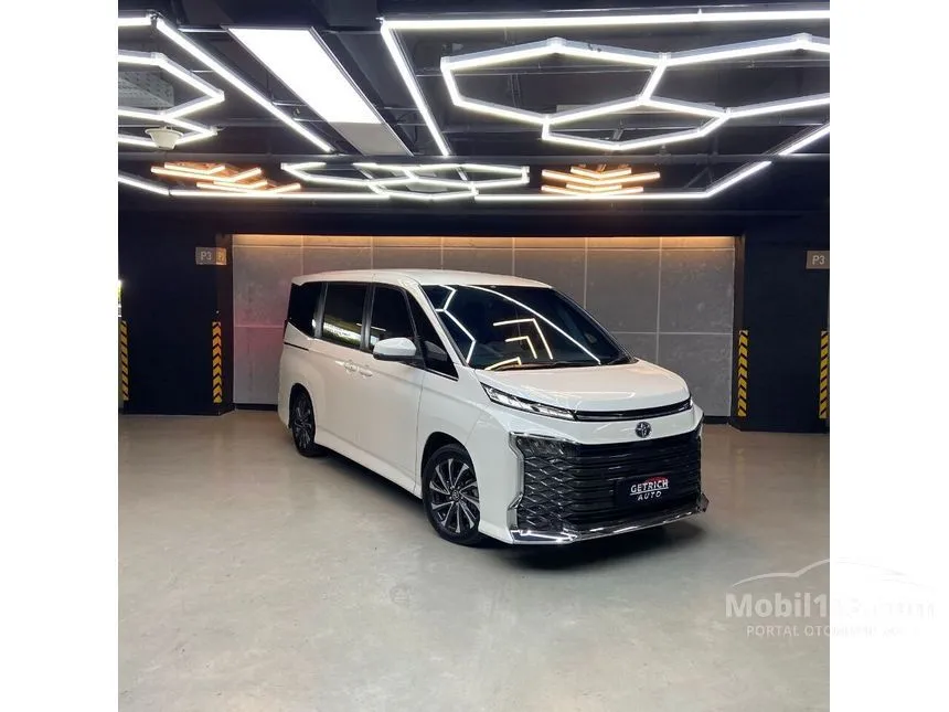 Jual Mobil Toyota Voxy 2022 2.0 di DKI Jakarta Automatic Van Wagon ...