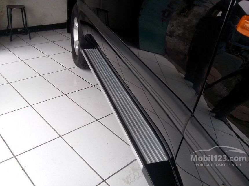 Jual Mobil Toyota Land Cruiser 2002 J100 4.2 di Jawa Barat Manual SUV ...