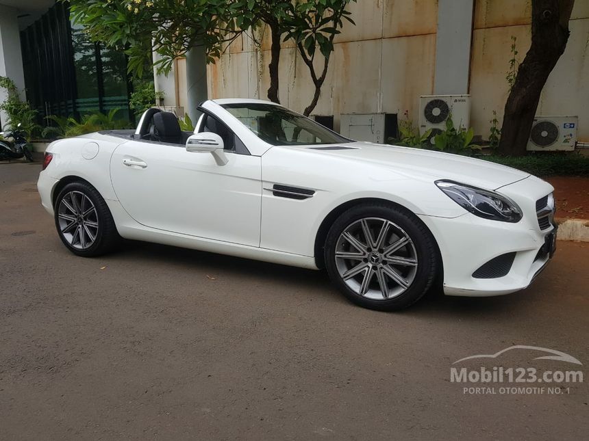 Jual Mobil Mercedes-Benz SLC200 2017 R172 2.0 di DKI Jakarta Automatic ...
