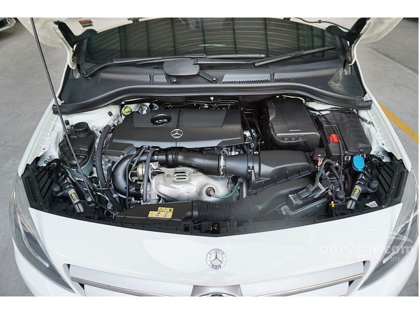 Mercedes-Benz B200 2013 W246 (ปี 11-16) Sports 1.6 เกียร์อัตโนมัติ สี ...