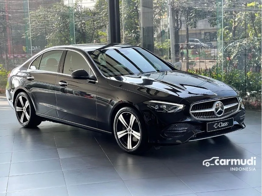 Mercedes-Benz C200 2023 Avantgarde Line 1.5 in DKI Jakarta Automatic Sedan Black for Rp 1.025 ...