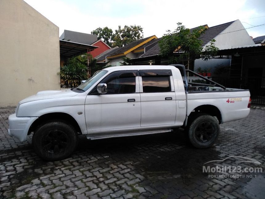 Jual Mobil Mitsubishi L200 Strada 2006 GLS 2.5 di Jawa Tengah Manual ...