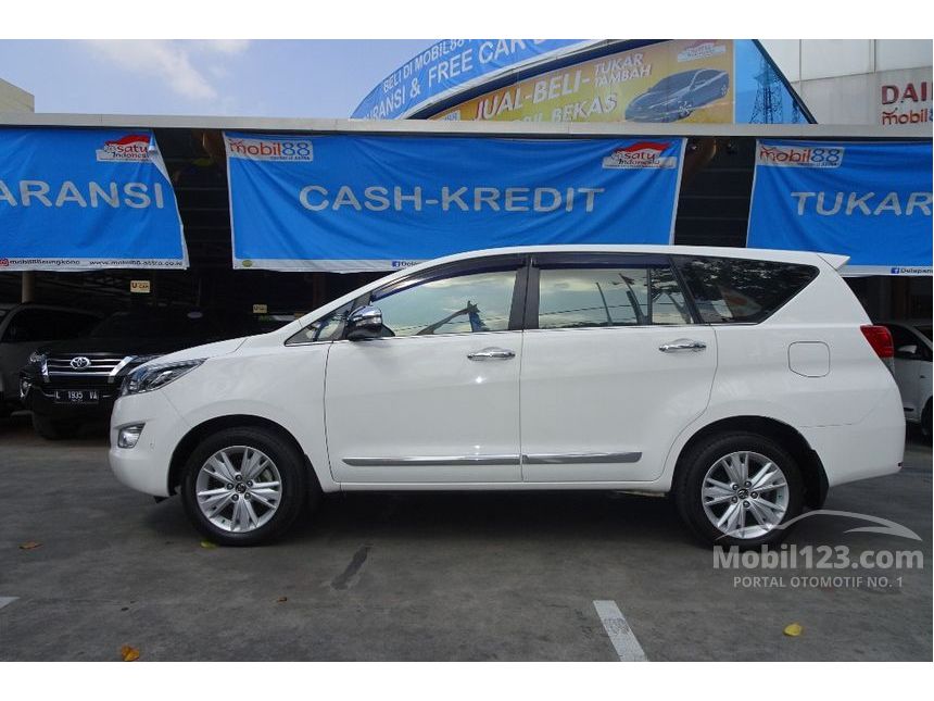 Jual Mobil Toyota Kijang Innova 2016 Q 2.4 di Jawa Timur Automatic MPV ...