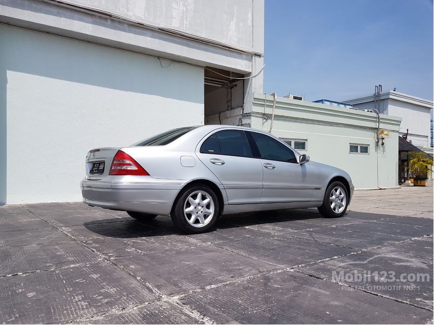Jual Mobil Mercedes-Benz C240 2002 Elegance 2.6 di DKI Jakarta ...