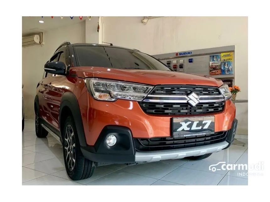 Jual Mobil Suzuki XL7 2022 ALPHA 1.5 di Banten Automatic Wagon Orange ...