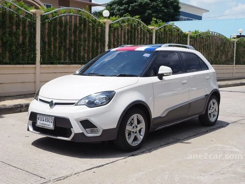 2016 MG MG3 1.5 (ปี 15-18) XROSS X Hatchback for sale on One2car