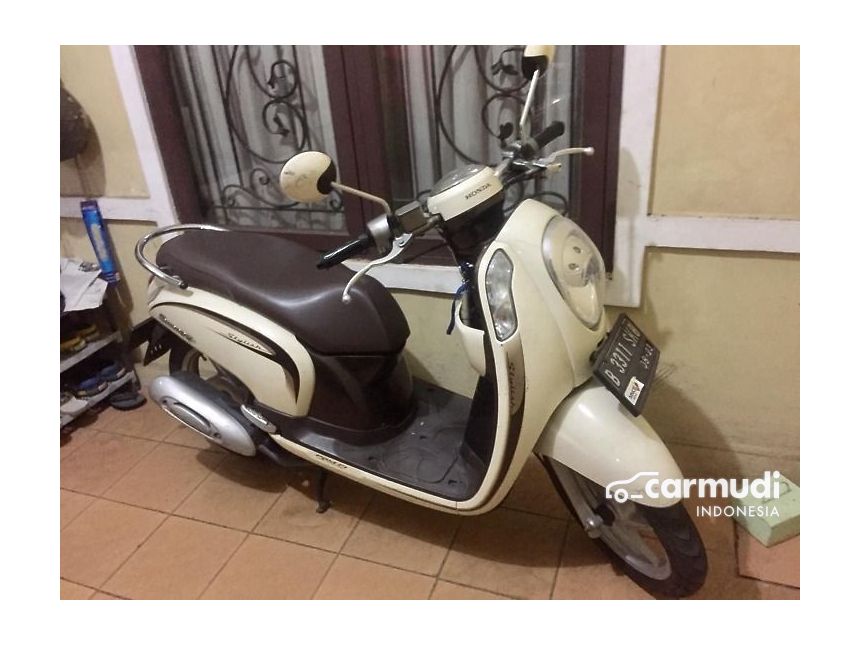 Honda Scoopy 2013 0.1 in Indonesia (Others) Automatic White for Rp 9. ...