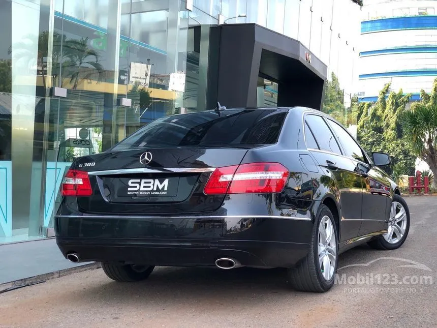 Jual Mobil Mercedes-Benz E300 2010 Avantgarde AMG 3.0 di DKI Jakarta Automatic Sedan Hitam Rp ...