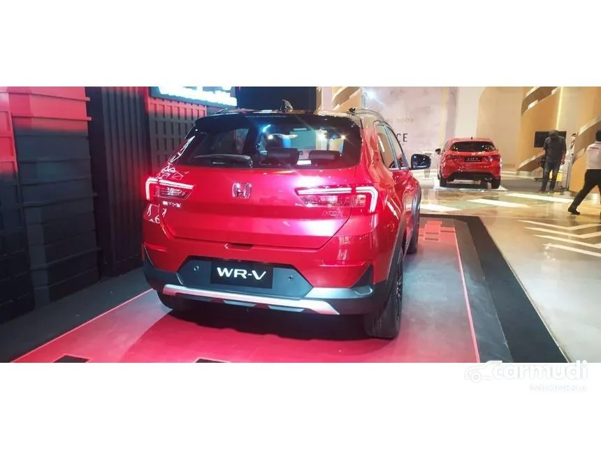 Jual Mobil Honda WR-V 2023 RS 1.5 di DKI Jakarta Automatic Wagon Merah ...
