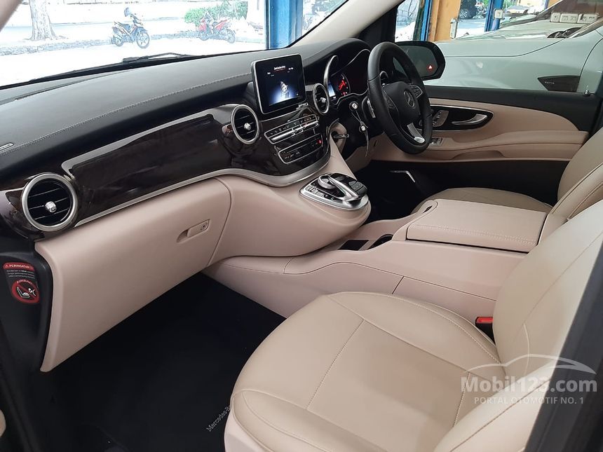 Jual Mobil Mercedes-Benz V260 2018 Avantgarde 2.0 di DKI Jakarta Automatic Van Wagon Hitam Rp 1 ...