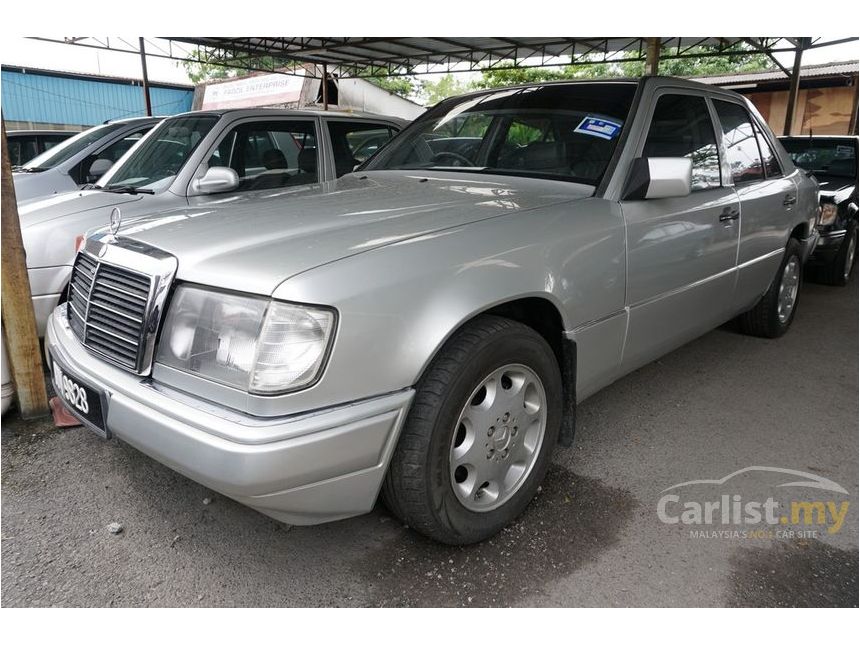 Mercedes-Benz E230 1993 Masterpiece 2.3 in Negeri Sembilan Automatic ...