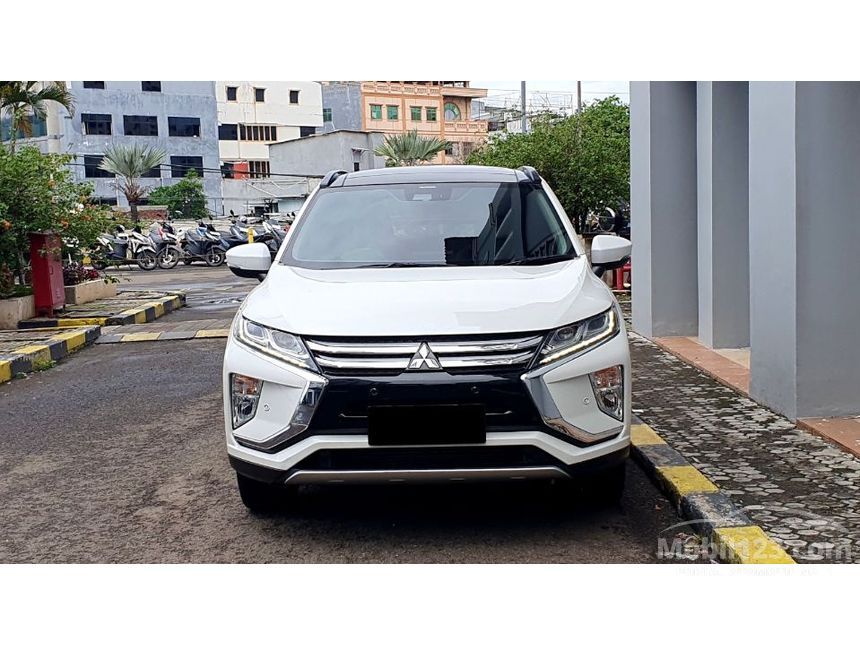Jual Mobil Mitsubishi Eclipse Cross 2019 Ultimate 1.5 di DKI Jakarta ...