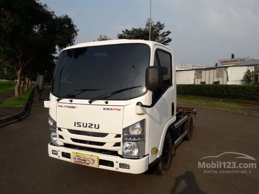 Jual Mobil Isuzu Elf 2021 NLR 55 2.8 di Banten Manual Trucks Putih Rp 250.000.000 - 12054614 ...