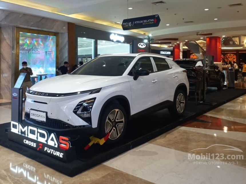 Jual Mobil Chery Omoda E5 2024 EV di DKI Jakarta Automatic Wagon Putih ...